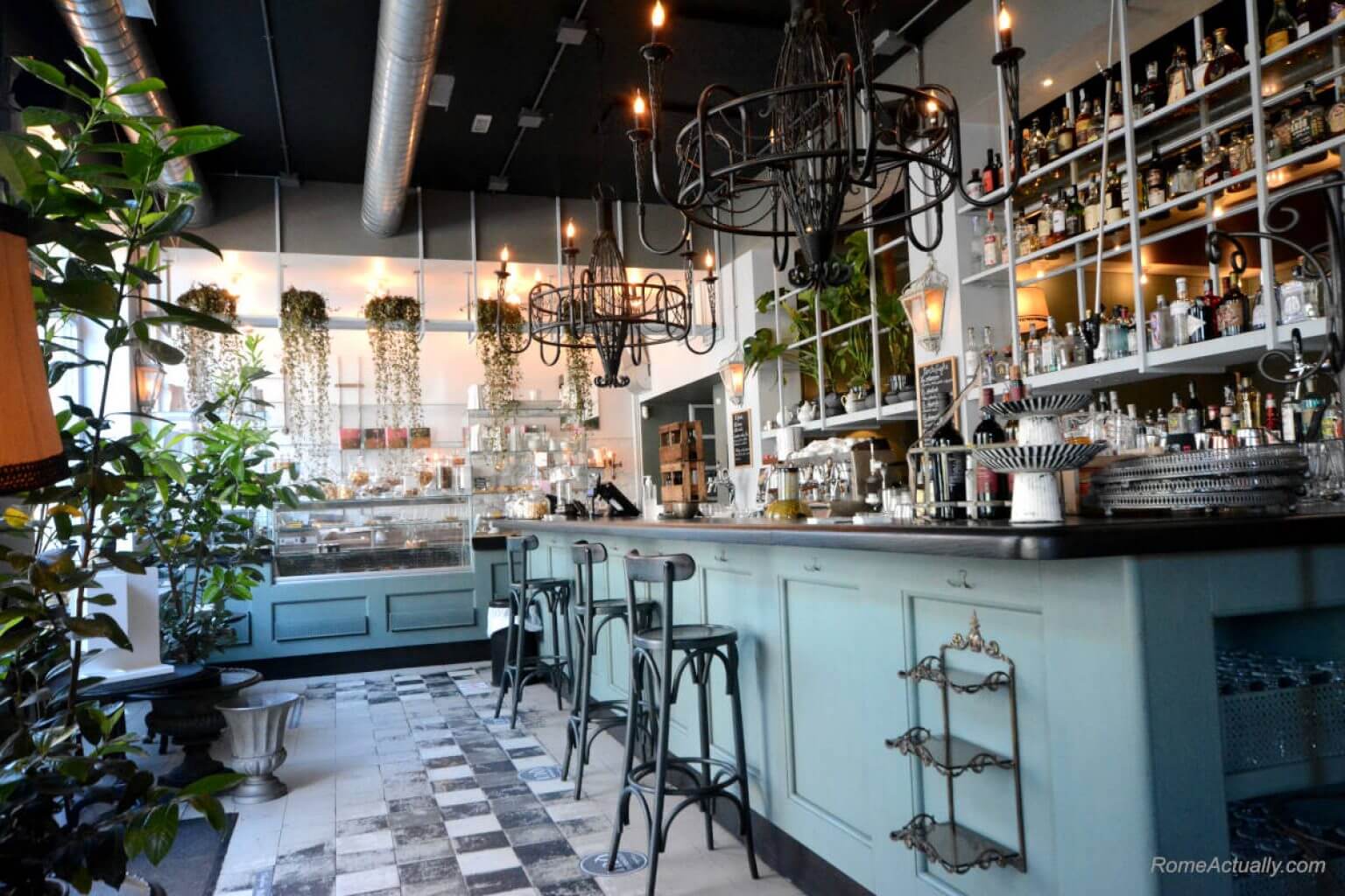 At Felice a Testaccio restaurant in Rome for a hearty traditional meal