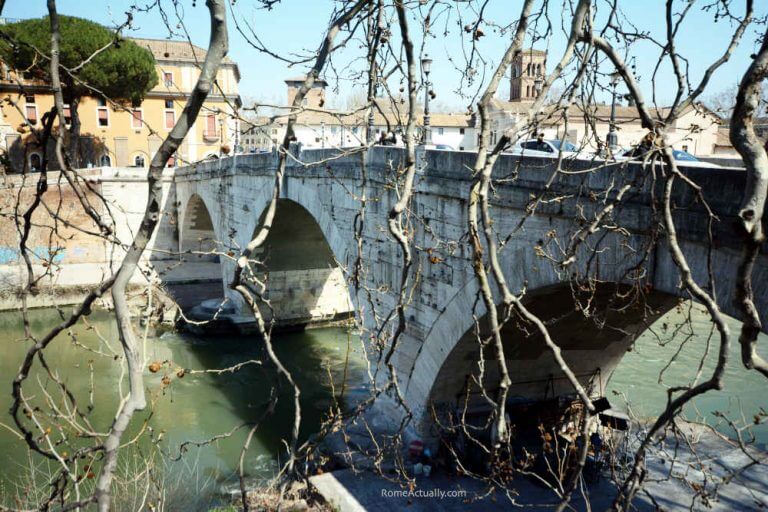 15 Most Famous and Historic Bridges in Rome - An Easy Guide