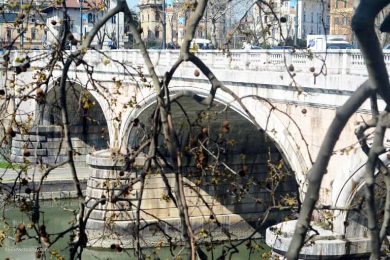 15 Most Famous and Historic Bridges in Rome - An Easy Guide