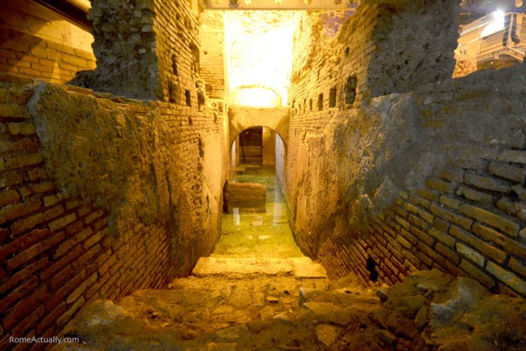 Wonderful Vicus Caprarius Ancient Site Under Trevi Fountain